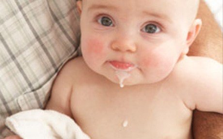 Refluxo gastroesofágico em bebês - Instituto Villamil